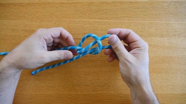 🥨 10 Most Useful Rope Knots Every Seafarer Must Know on Ships