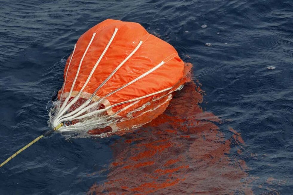 34 Essential Lifeboat Equipment Items According to SOLAS | Captain’s Mode