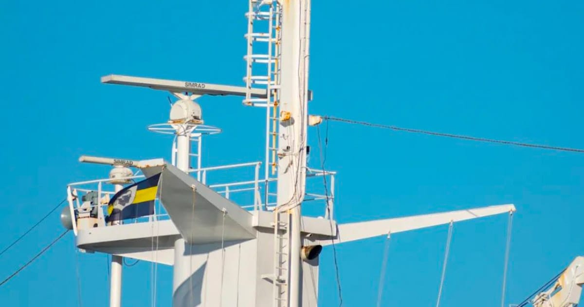 📟 Top 26 Navigational Tools on Ships and Their Functions [With Real ...