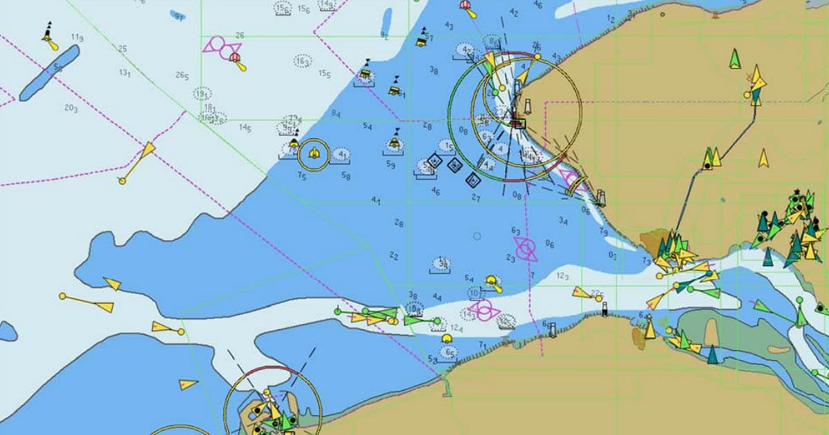 🚢 LRIT vs AIS: 31 Key Differences in Maritime Tracking Systems