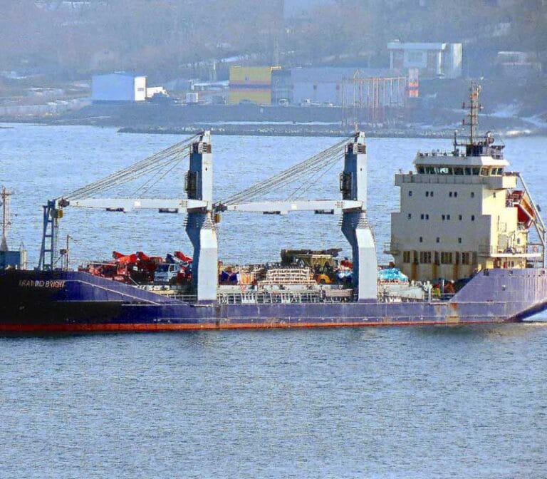 Different Types of Dry Cargo Vessels | Captain’s Mode
